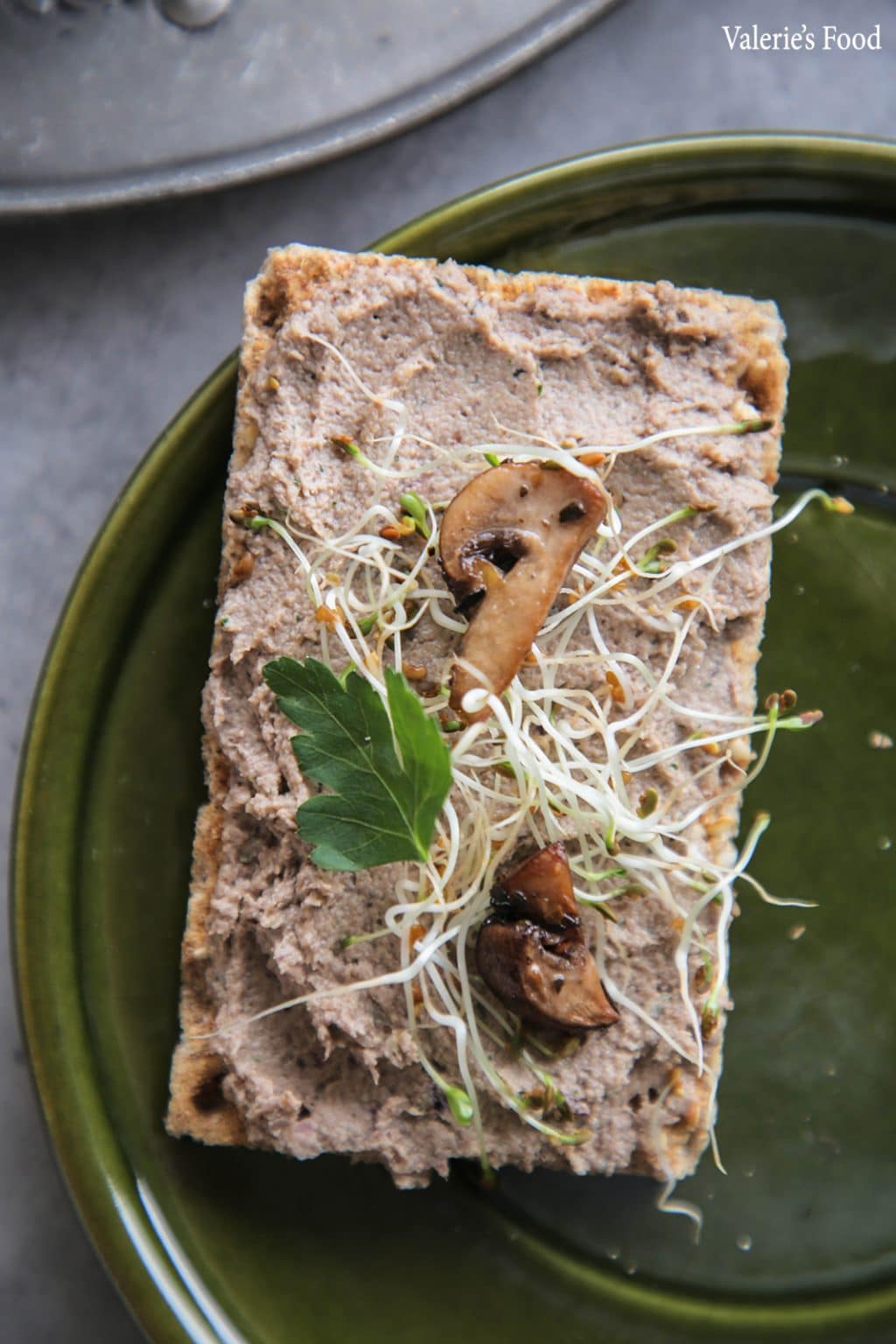 PATE DE CIUPERCI (DE POST) - Valerie's Food